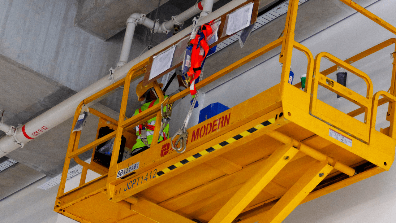 Managing work at height permits digitally - Novade Solutions Managing work at height permits digitally - Novade Solutions